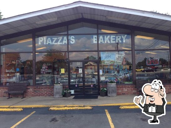 Menu at Piazza's Bakery, Levittown