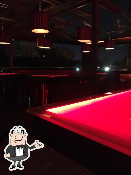 Outdoors pub & bar, Cairo, Saray El-Gezira St - Restaurant reviews