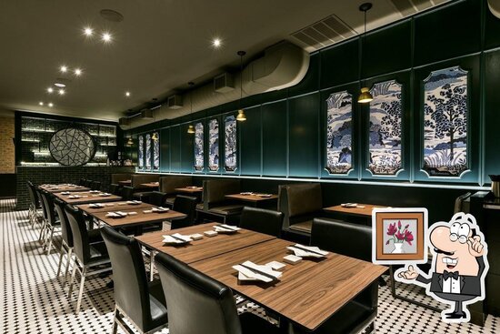 August 8 Chinatown, Toronto - Restaurant menu, prices and reviews