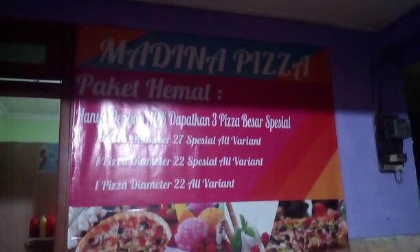 Menu at Madina Pizza restaurant, Malang