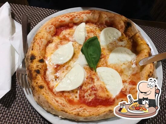 Menu at Il Postino pizzeria, Milan
