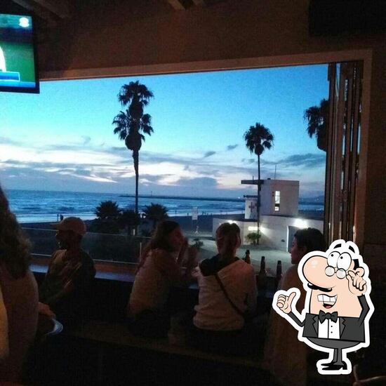 Menu at Wonderland Ocean Pub, San Diego