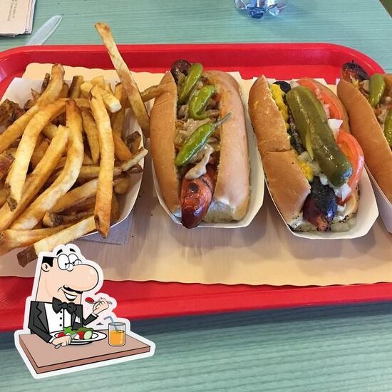 Menu at Retro Dog restaurant, Cuyahoga Falls