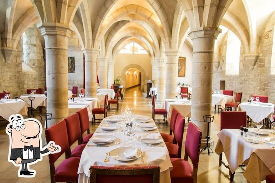 Château de Gilly - FERMÉ, Gilly-lès-Cîteaux - Menu du restaurant, prix ...