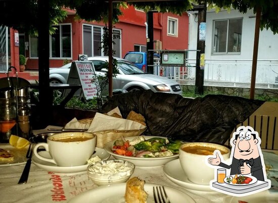 Ταβερνα Σπυρος, Stroggili - Restaurant reviews