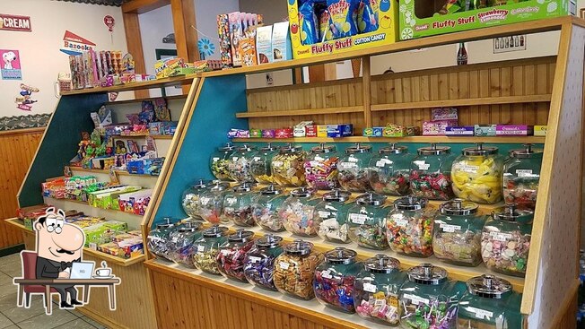 Egger's Ice Cream Parlor, Bayonne - Restaurant menu, prices and reviews