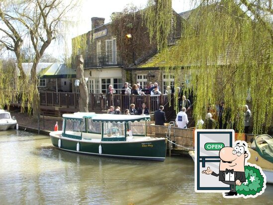 Grove Ferry Inn in Littlebourne - Restaurant menu and reviews