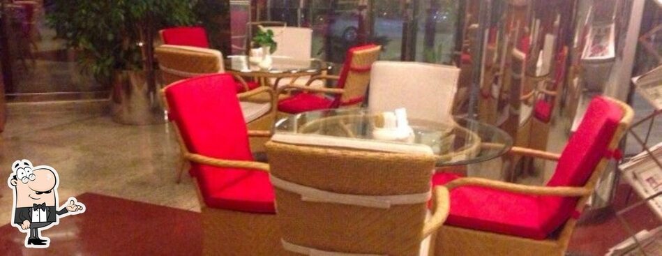 Rasputin Bar, Dubai, Street # 45C - Opiniones del restaurante