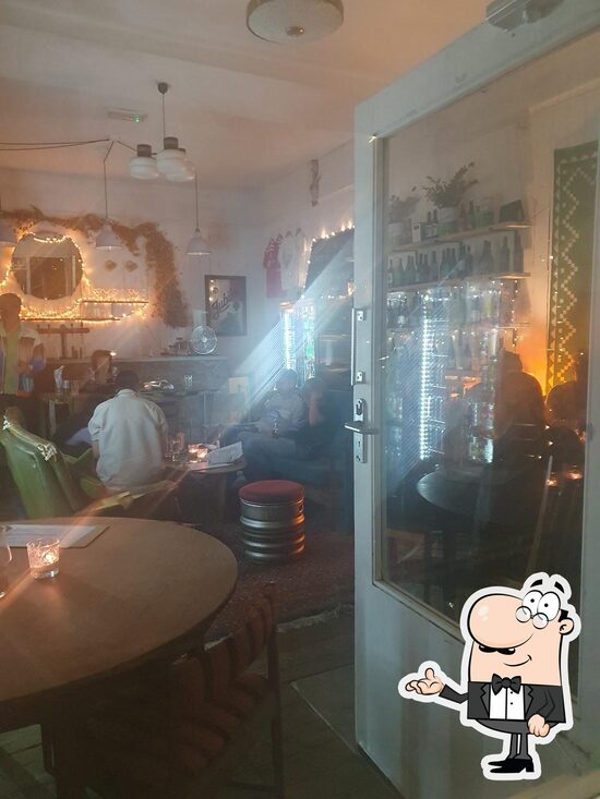 The Well - Kemptown, Brighton - Restaurant menu, prices and reviews