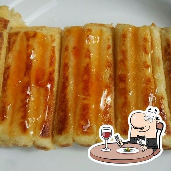 Postres Roti Bakar Dan Terang Bulan Johny, Amlapura - Opiniones del ...