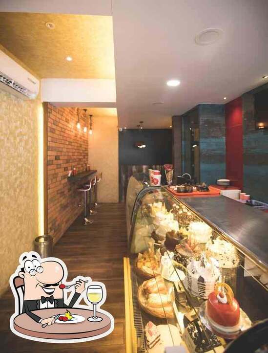 Cream 'N' Crust, Surat, Shop No. 1, Shiddhivinayak Complex, Main Road ...