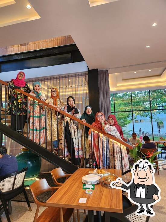 Aroem Resto & Cafe Bekasi, Bekasi - Restaurant menu, prices and reviews