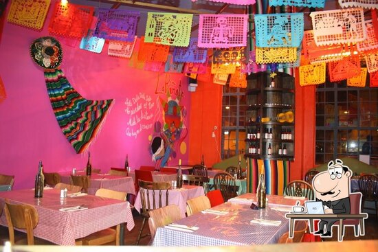 La Pinata Mexican Food, London - Restaurant menu, prices and reviews