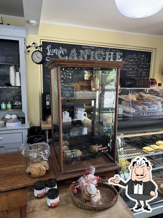 Caniche French Bakery, Hamilton - Restaurant menu, prices and reviews