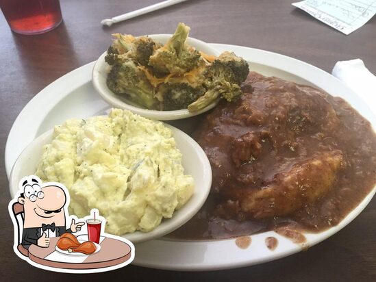 Gus Family Restaurant, Monroe - Restaurant menu, prices and reviews