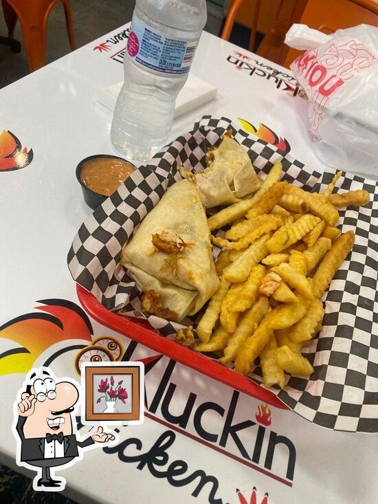 The Kluckin Chicken, Los Angeles - Restaurant menu, prices and reviews