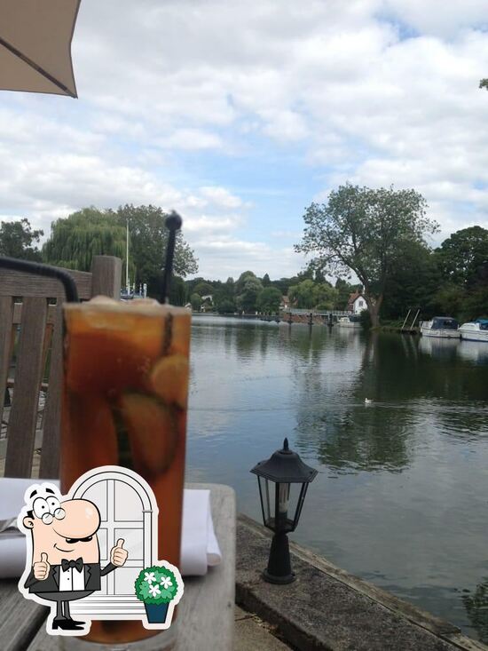 Menu at The Swan pub & bar, Reading, Shooters Hill