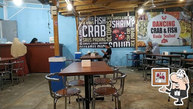 Menu at Dancing Crab Kuala Seafood cafe, Banda Aceh