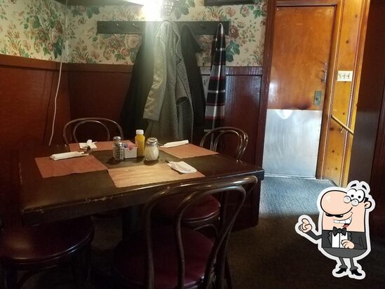 Plank's On Broadway, Grove City - Restaurant menu, prices and reviews
