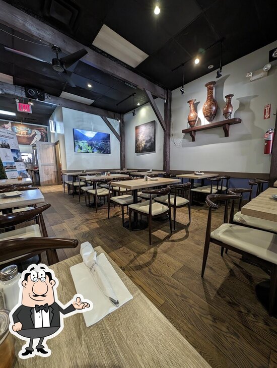 Barzola, Nueva York, Calle 90 - Menú del restaurante, precios y reseñas