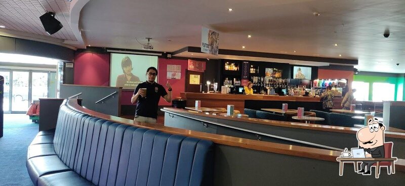 Tenpin Acton in London - Restaurant reviews