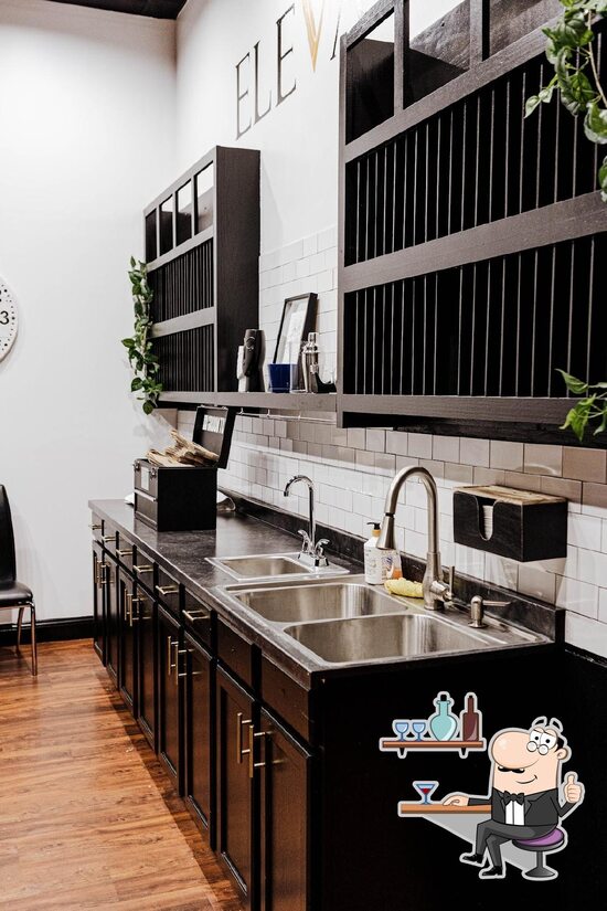 Elevate Style Lounge, Orange - Restaurant menu, prices and reviews