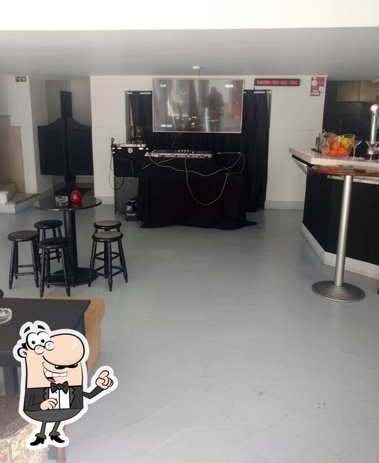 Le Cozy Lounge Bar, Parede - Restaurant menu, prices and reviews