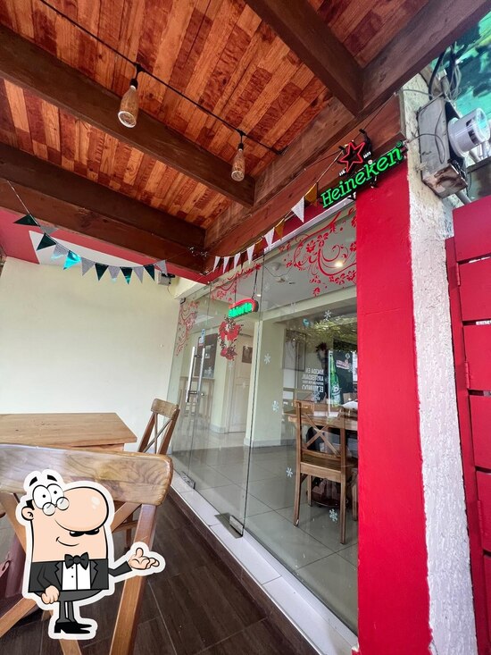 Ariel's Pizza, Santo Domingo - Restaurant menu, prices and reviews
