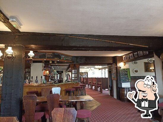 Menu at The Hunting Lodge pub & bar, Ivybridge