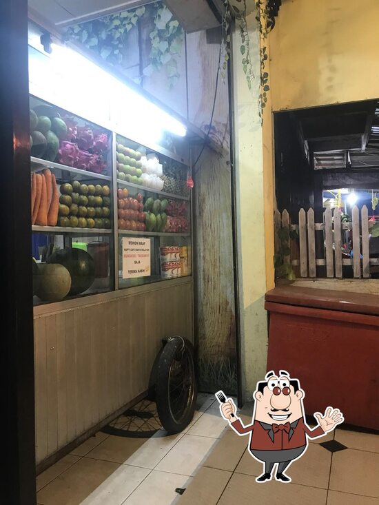 Happy Cafe 2, Gresik - Restaurant reviews