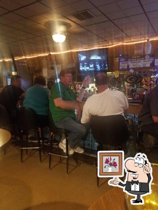 New Drift Inn, Milwaukee - Restaurant menu, prices and reviews