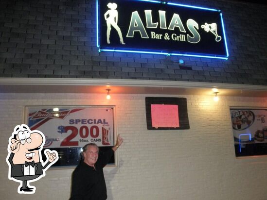 Alias Bar & Grill in Warren - Restaurant reviews