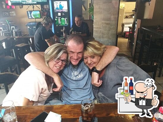 Cyber Saloon pub & bar, Kempton Park - Restaurant reviews