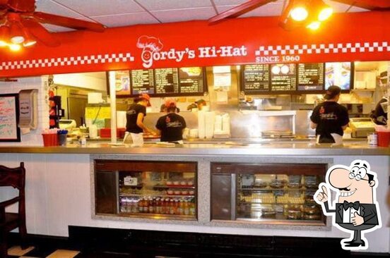 Menu at Gordy's Hi-Hat restaurant, Cloquet