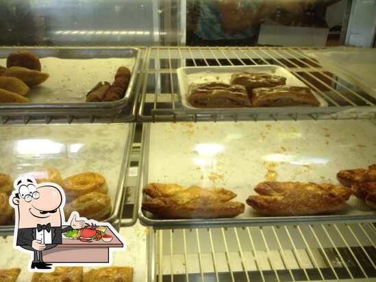 Menu at Doral Bakery Cafeteria, Doral