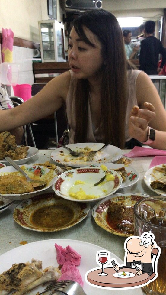 Rumah Makan Karya Bundo restaurant, North Jakarta, Jalan Danau Sunter ...
