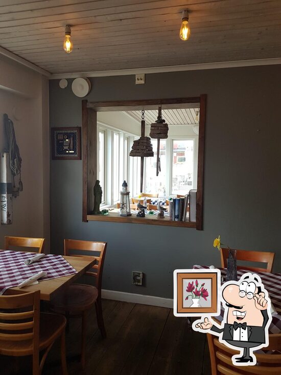 Café Emma restaurant, Mollösund, Hamnvägen 4 - Restaurant menu and reviews