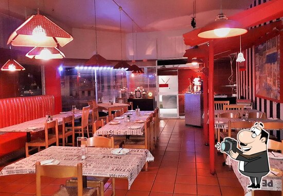 LJ's Pizzeria, Cape Town - Restaurant menu and reviews