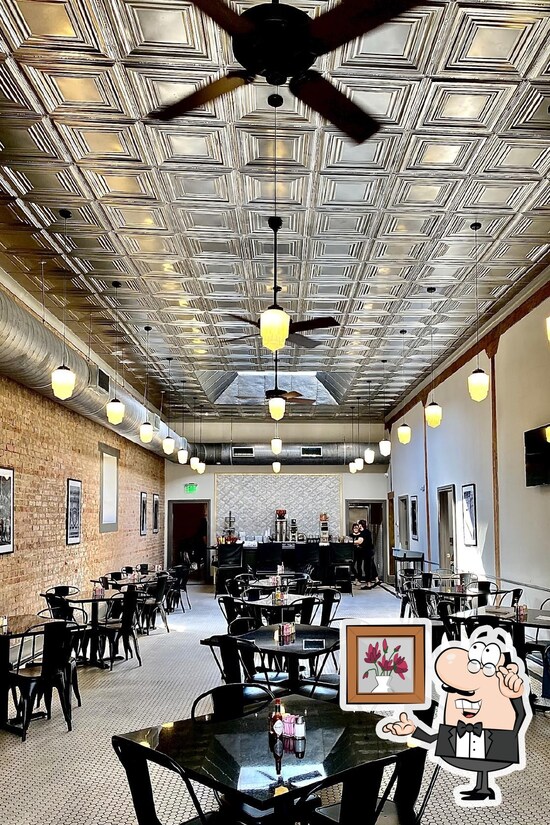 The Glass Hat Cafe, Shreveport - Restaurant menu, prices and reviews
