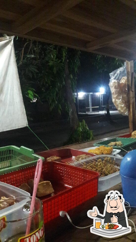 Menu at Angkringan Mas Paijo cafe, Kudus