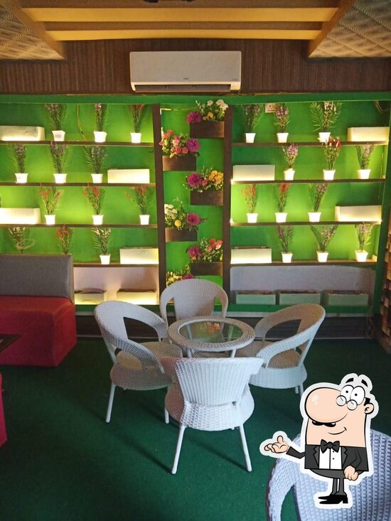 Rich Gang Restro & Lounge, Lucknow, BCC Gravity Apartment - Restaurant ...