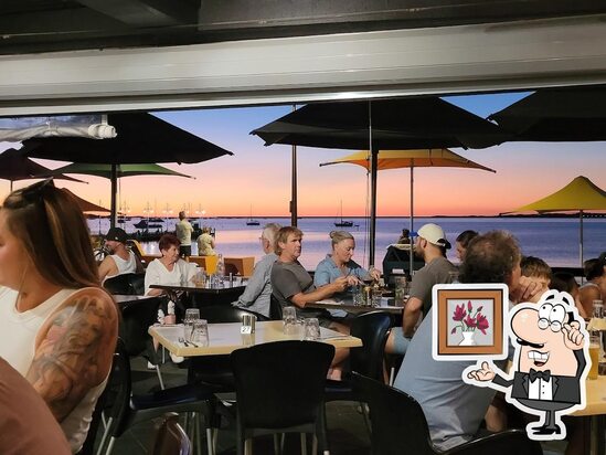 Eight on the Beach, Rockingham - Restaurant menu, prices and reviews