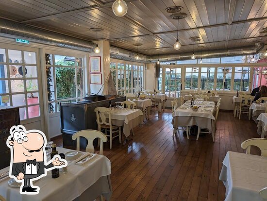 Travolta Athens, Peristeri - Restaurant menu, prices and reviews