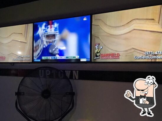 Uptown Keyport Bar & Grill in Keyport - Restaurant reviews