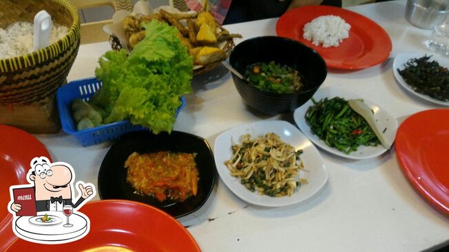 Menu at Food Court Pasar Baru Trade Center, Bandung