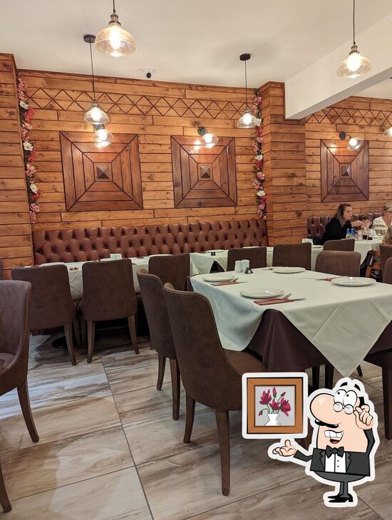 Syriana Urmston, Manchester - Restaurant menu, prices and reviews