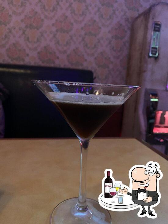 The Welcome Back Lounge, Chicago - Restaurant menu, prices and reviews