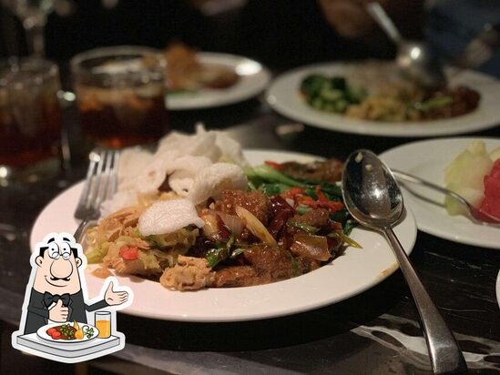 Menu at Infinite Cafe & Lounge - Crowne Plaza Bandung, Bandung