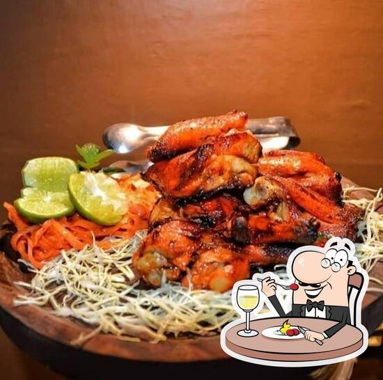 Al-Muizz Fast Food & Restaurant - Restaurant menu, prices and reviews