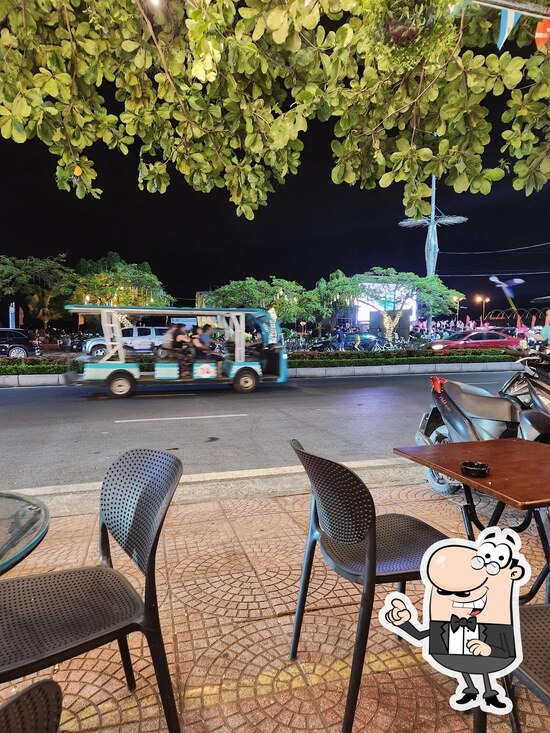 Cat Ba Oasis Bar & Restaurant - Restaurant menu, prices and reviews